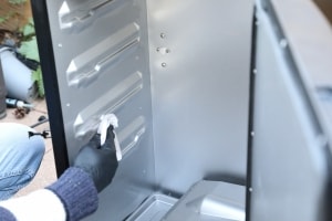How To Clean an Electric Smoker — In 9 Easy Steps